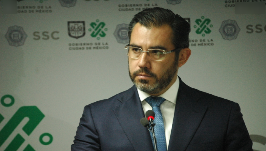 Jesús Orta deja la Secretaría de Seguridad; llega Omar García Harfuch ...